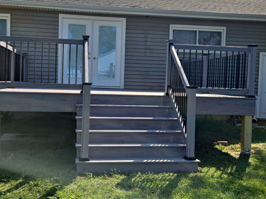 How to Choose the Perfect Size and Layout for Your Deck | ReVamp